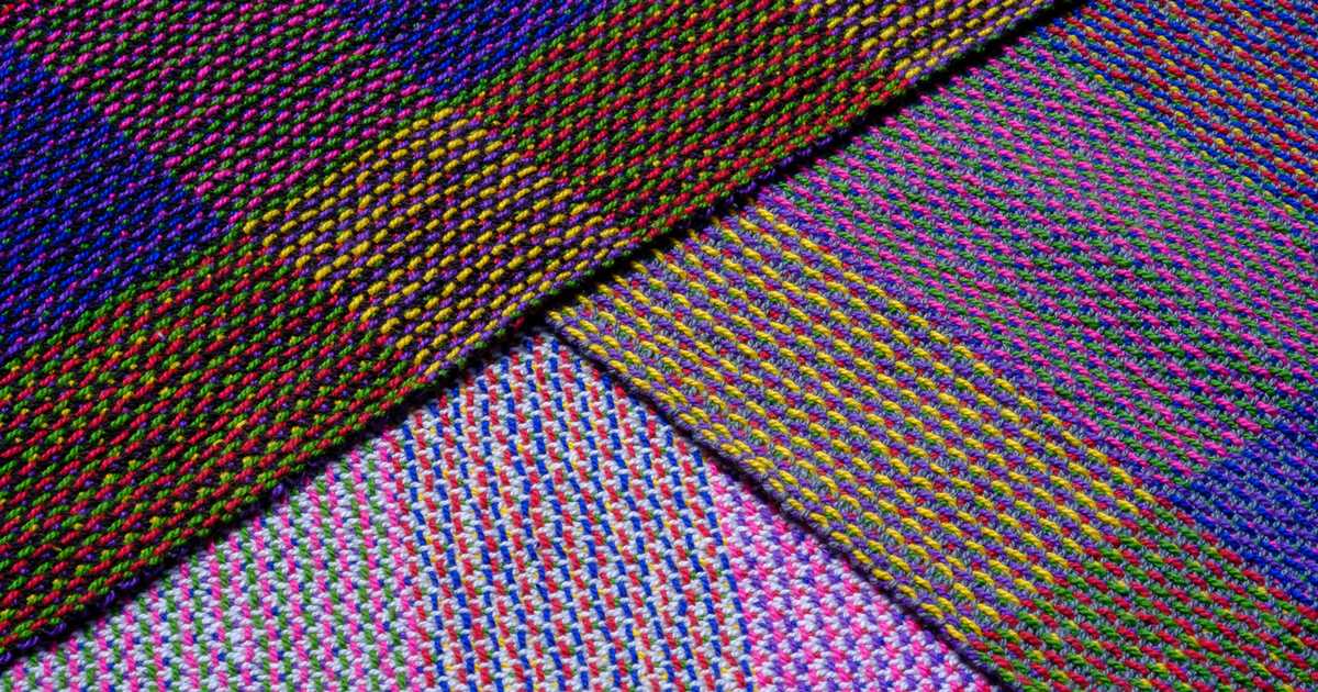 Unencumbered weaving